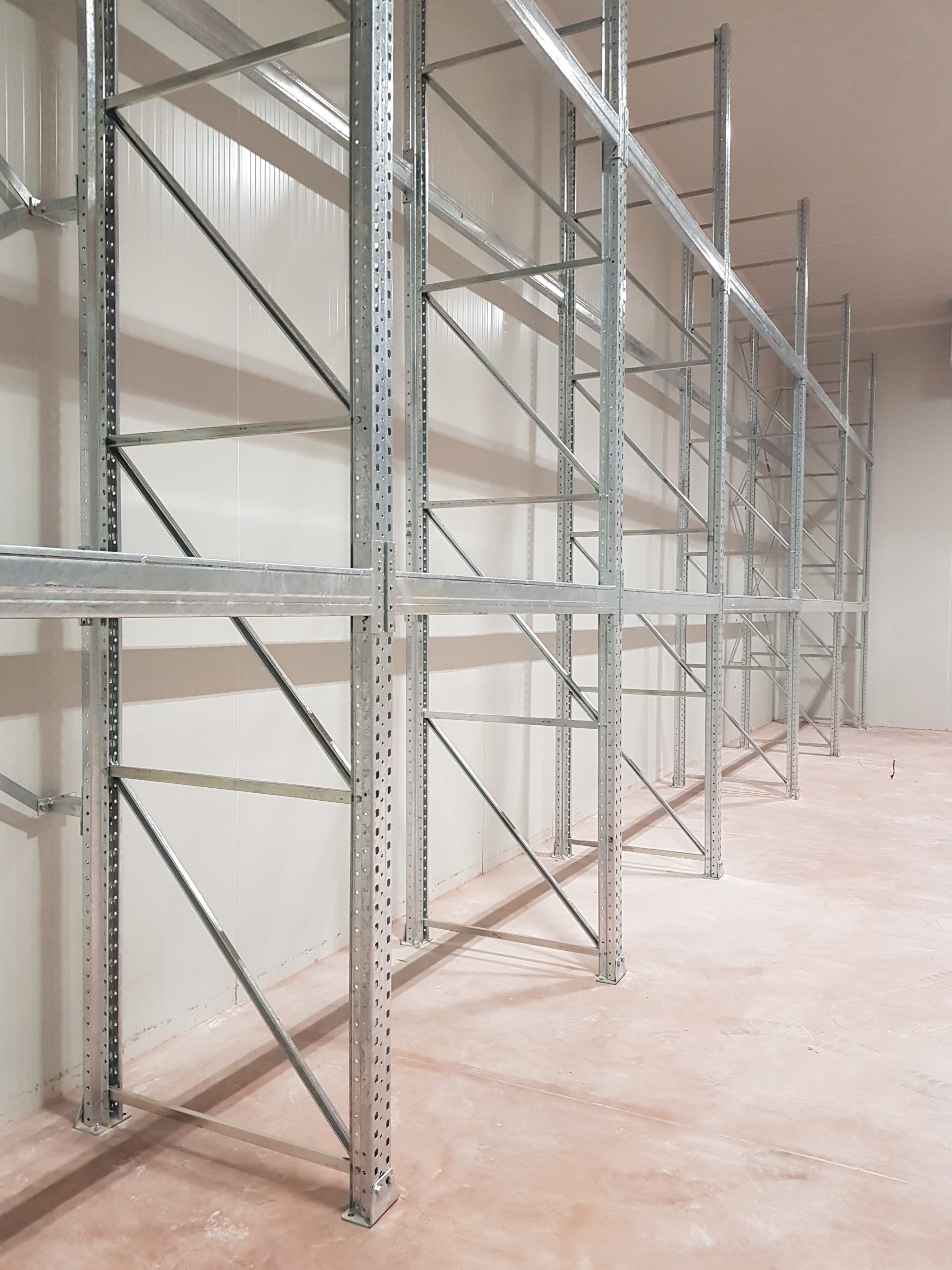 Çelik Raf Sistemleri - Gri Raf Sistemleri - Endüstriyel ve Depo Rafları