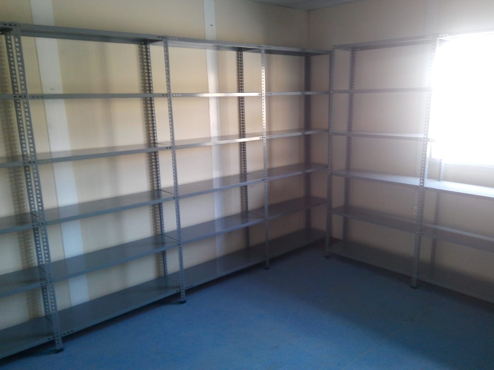 Çelik Raf Sistemleri - Gri Raf Sistemleri - Endüstriyel ve Depo Rafları